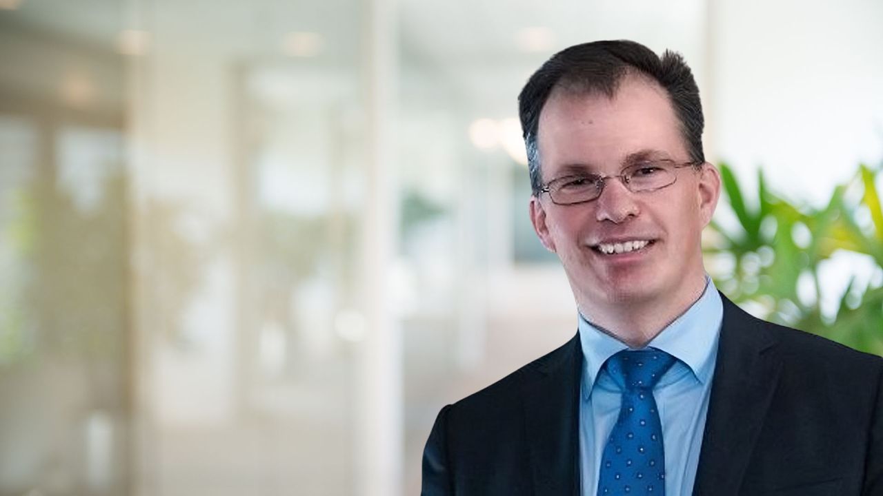 Monument Re CEO steps down | Bermuda Re